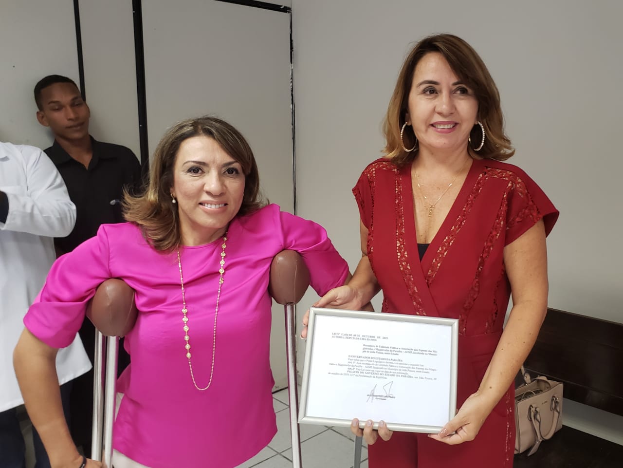 Deputada Cida Ramos entrega reconhecimento de Utilidade Pública à ...